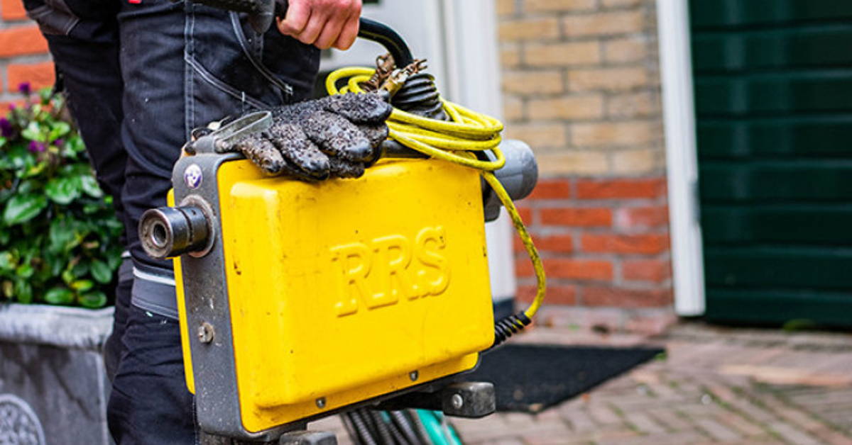 Riool of afvoer verstopt? Maak nú een afspraak met RRS.